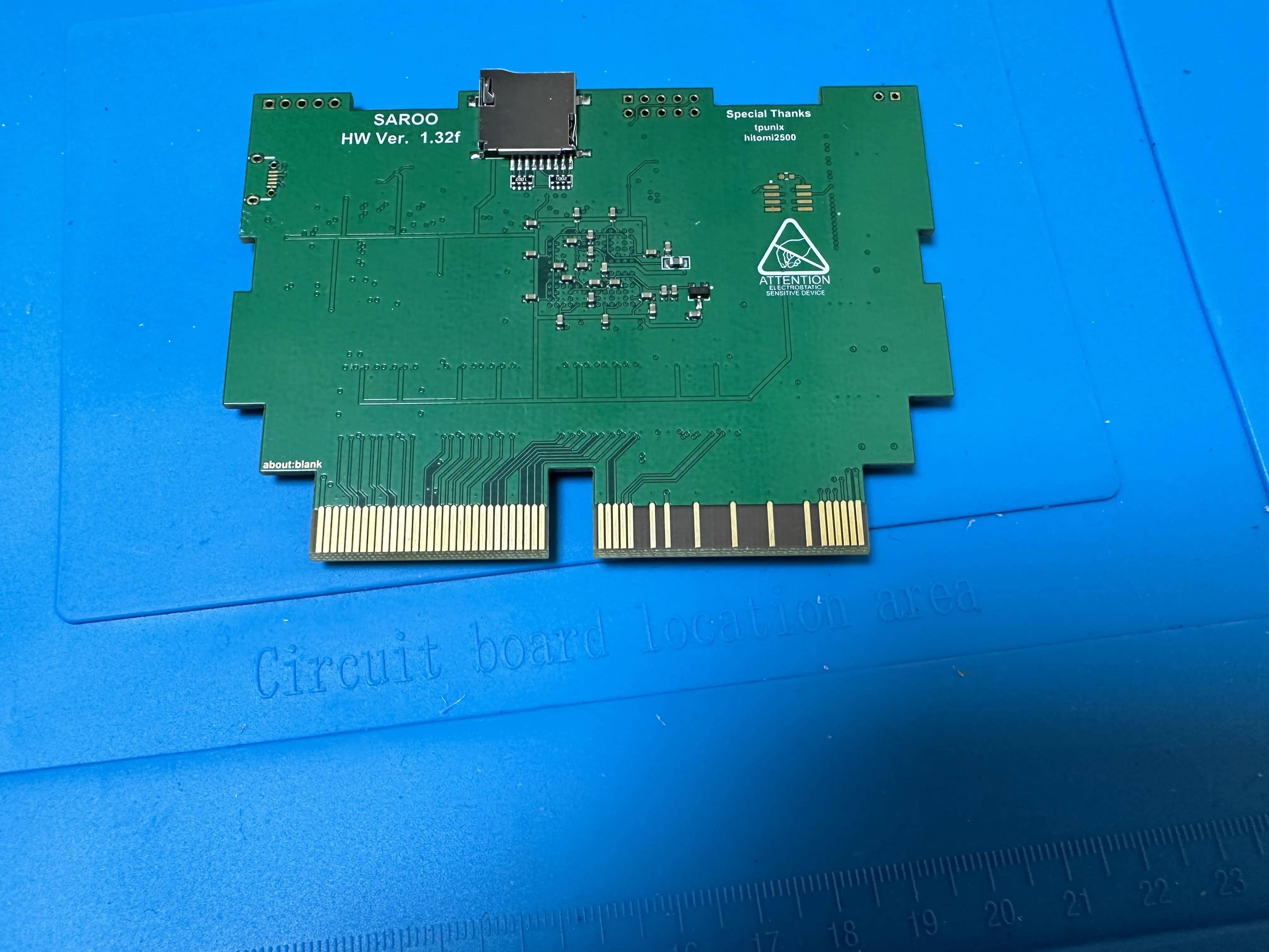 Angielskie menu SAROO dla konsoli SEGA Saturn poprzez kartę TF 1.32 F ...